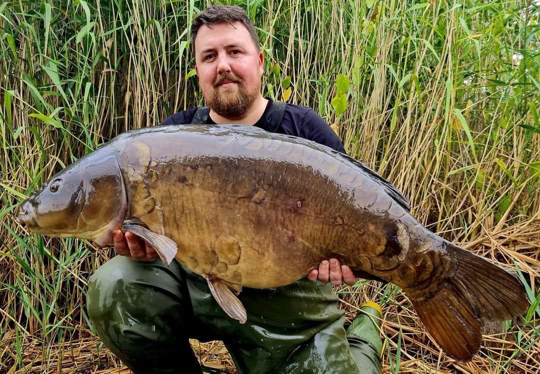 Hayes Carp Fisheries – Premier Carp Venues